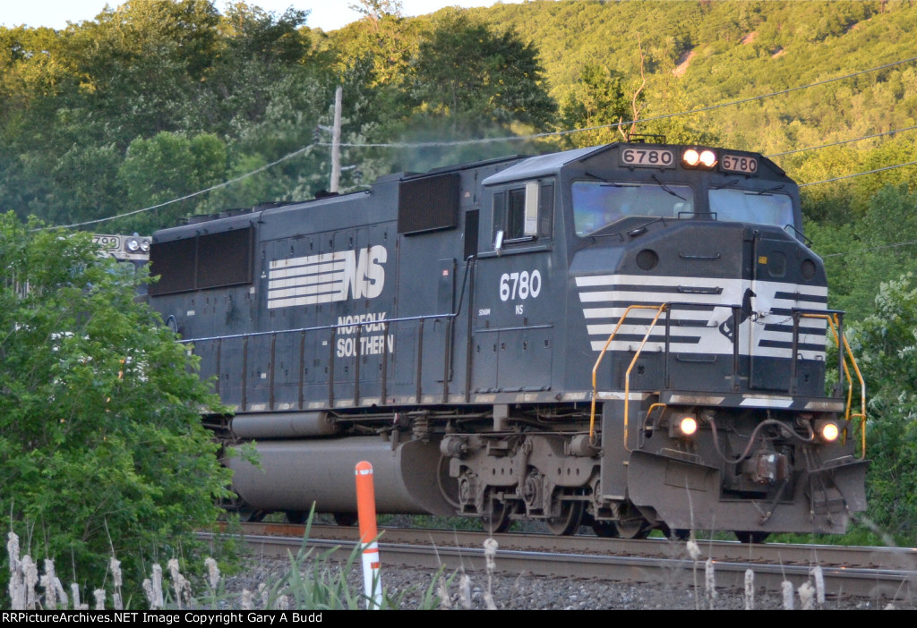 NORFOLK SOUTHERN SD60M 6780